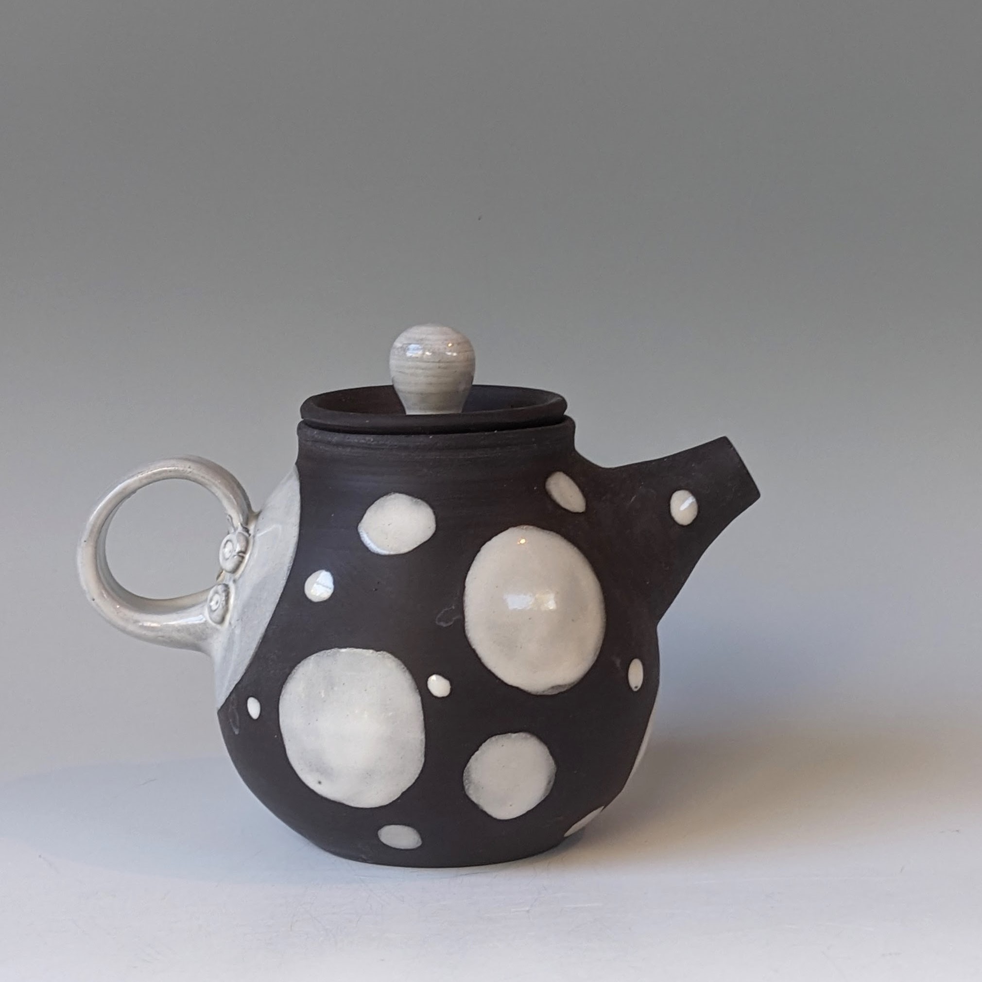 Spotty Teapot - pj pottery