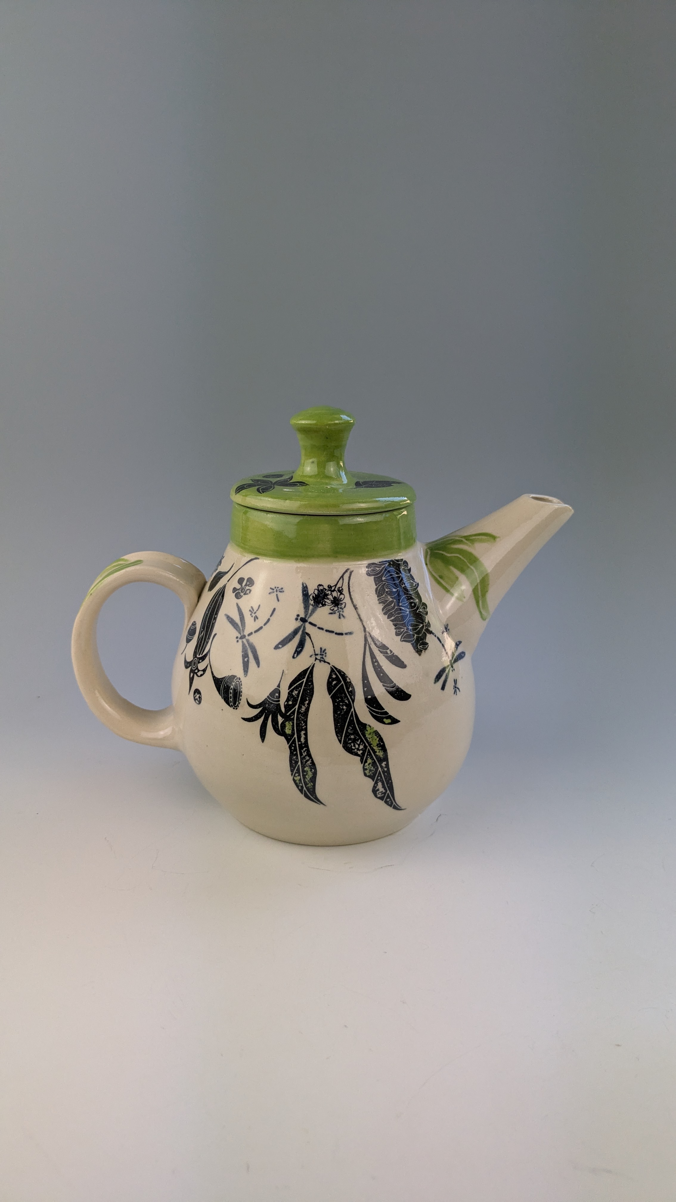 Australiana teapot - pj pottery